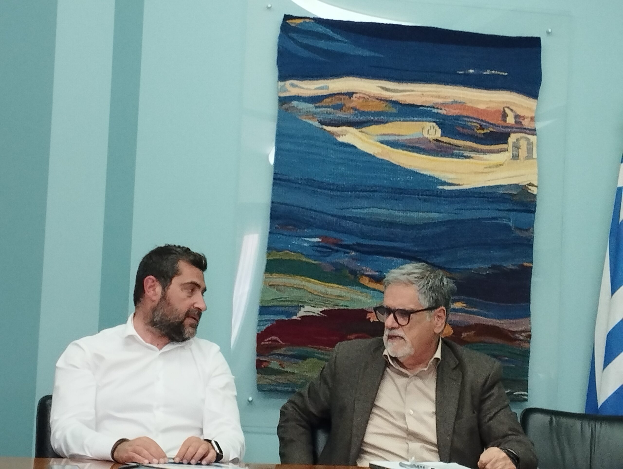 Συνάντηση εργασίας του Δημάρχου Αγίου Νικολάου με τον Αντιπεριφερειάρχη ...