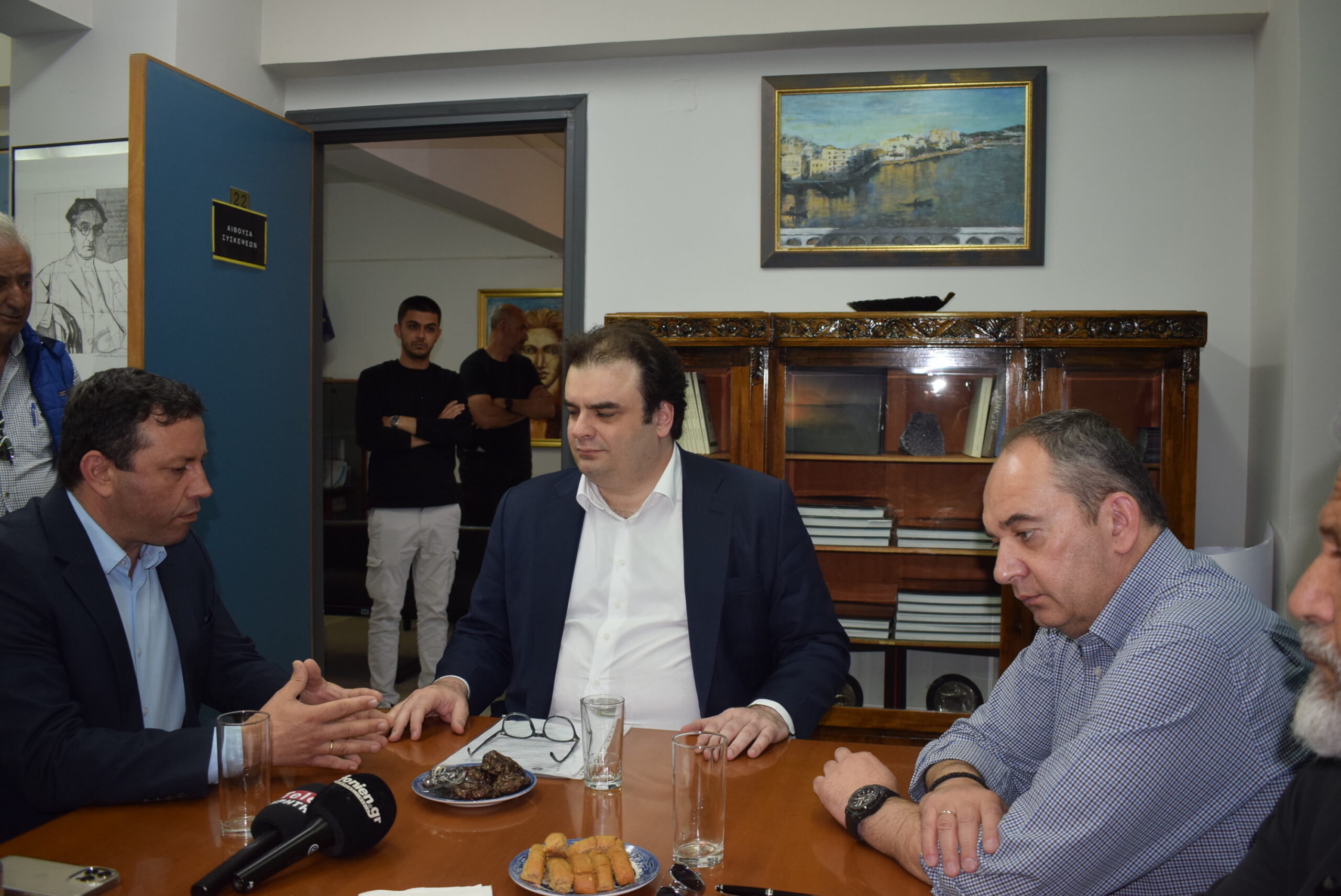 Και στο 2ο επιστημονικό πεδίο εντάσσεται το Τμήμα Διοικητικής Επιστήμης ...